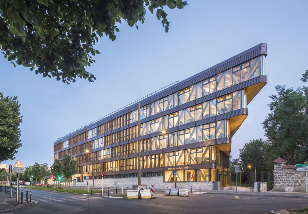 Le nouveau siège de l’ONF révèle la forêt aux portes de Paris - France ...